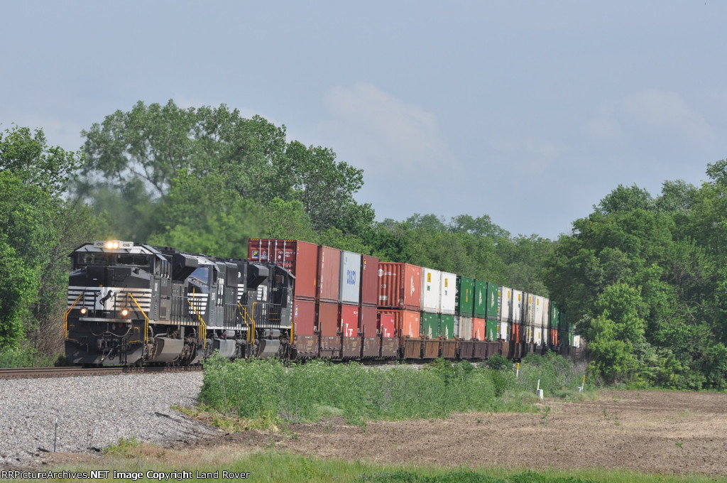 NS 1018 On NS 216 Westbound